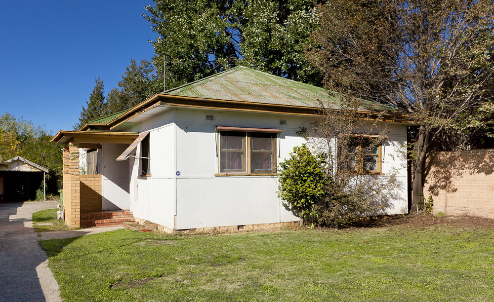 49 Canberra Avenue, Queanbeyan NSW 2620 | Allhomes