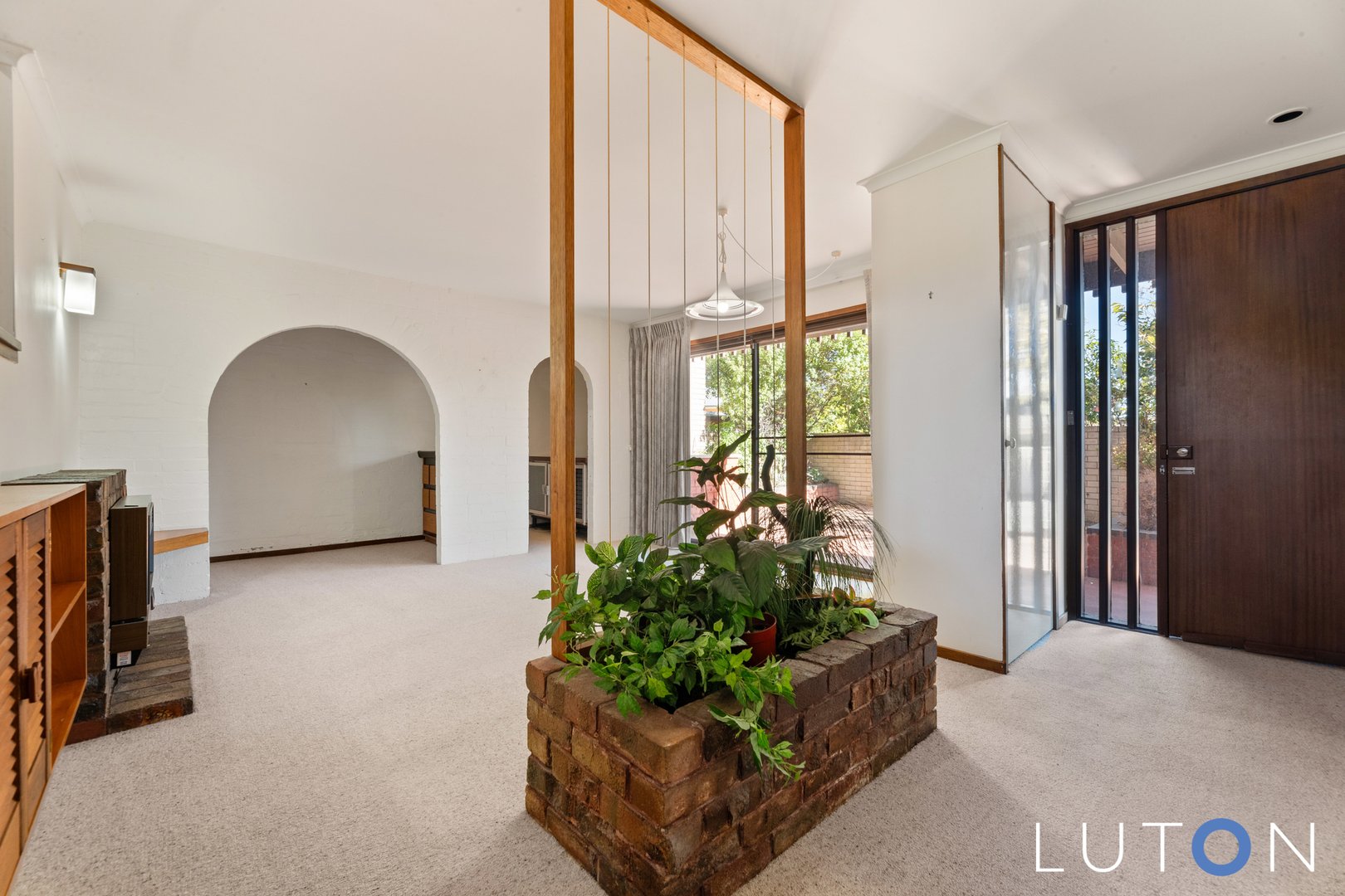 9 Parry Place, Farrer ACT 2607 | Allhomes