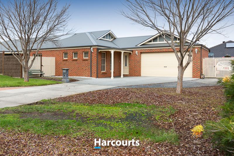 13 Misty Close, Berwick VIC 3806 | Allhomes