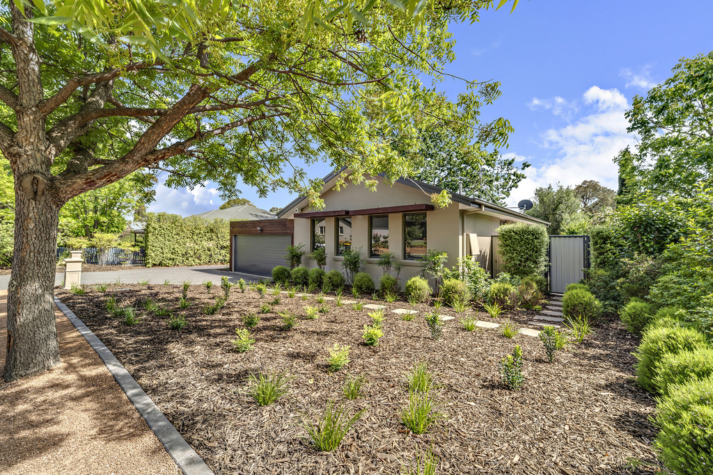 19 Bisdee Street, Hughes ACT 2605 | Allhomes