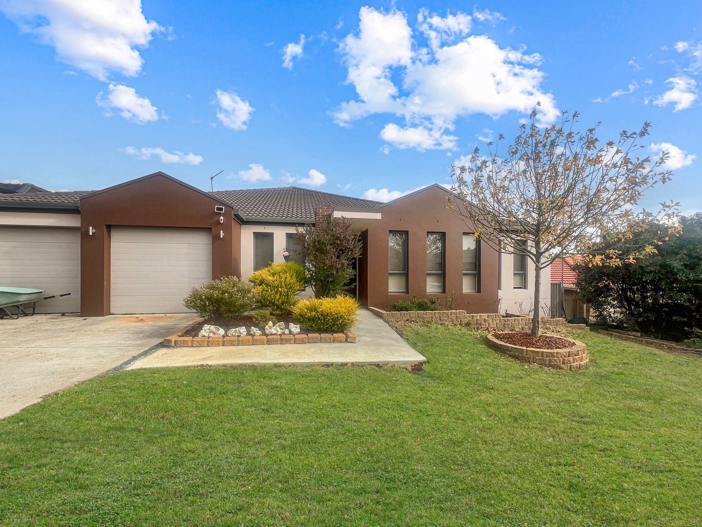 4 Alison Ashby Cres, Banks ACT 2906 | Allhomes