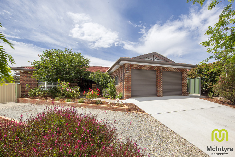 7 Harry Hopman Circuit, Gordon ACT 2906 | Allhomes