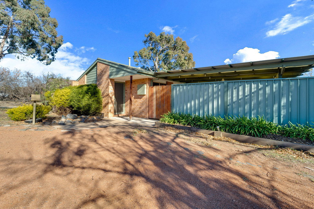 16 Ironbark Crescent, Banks ACT 2906 | Allhomes