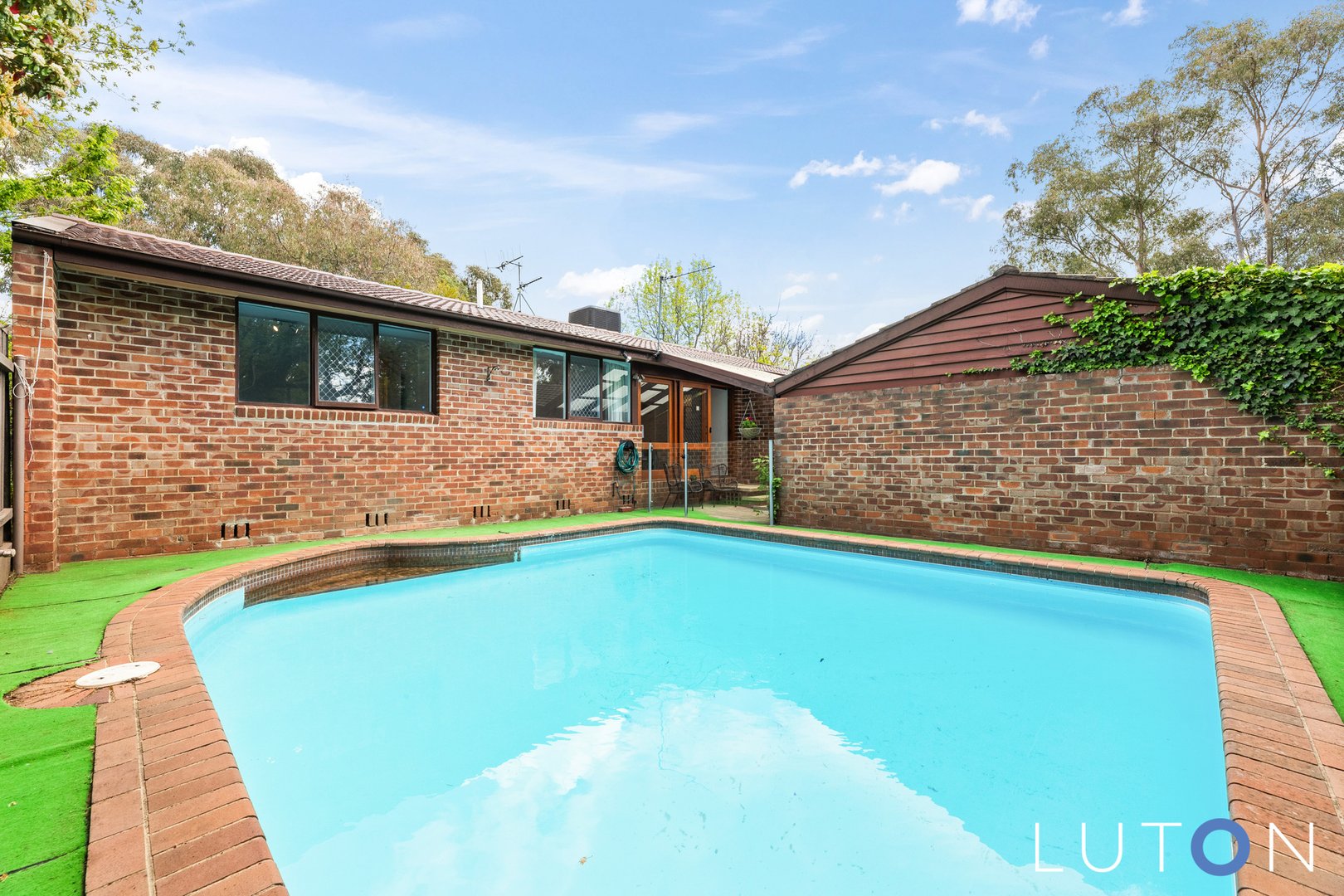 8 Burara Crescent, Waramanga ACT 2611 | Allhomes