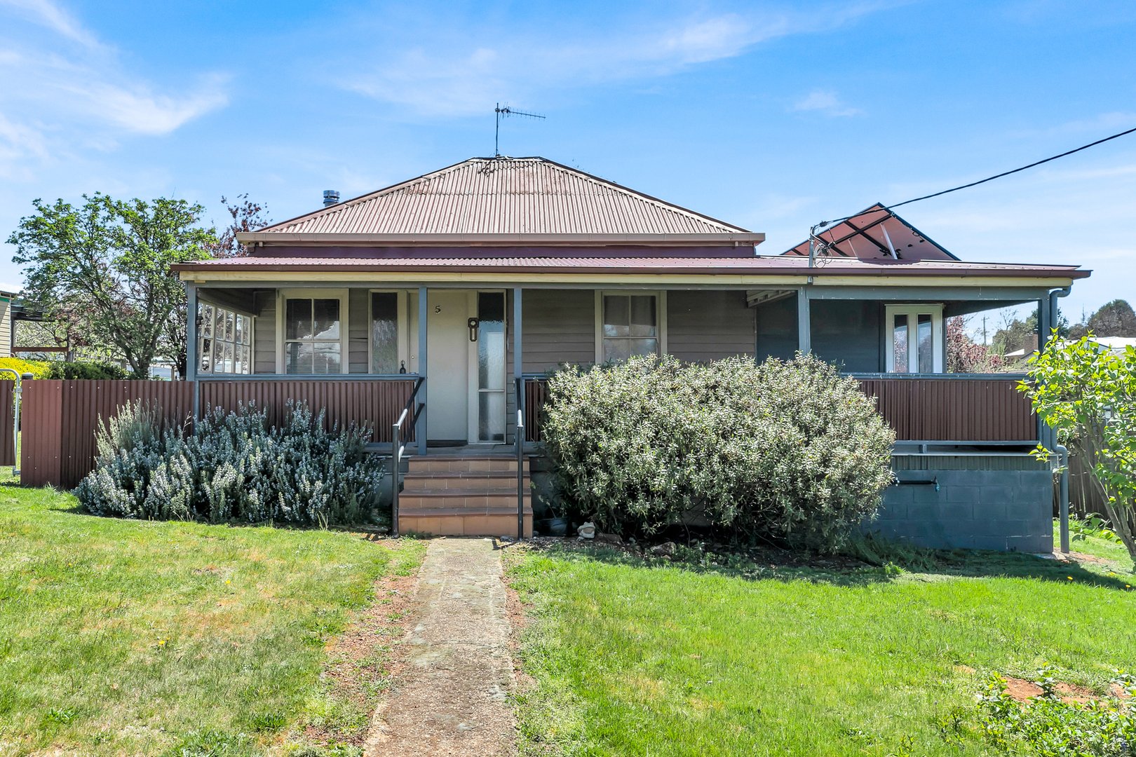 5 Druitt Street, Adaminaby NSW 2629 | Allhomes