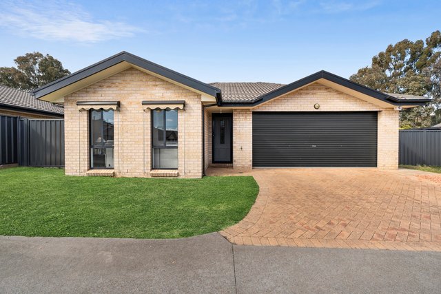 Real Estate for Sale in Dunlop, ACT 2615 | Allhomes