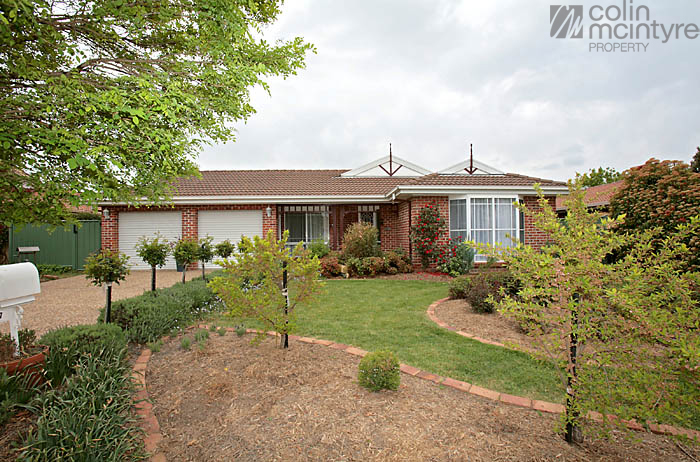 7 Darby Munro Close, Gordon ACT 2906 | Allhomes