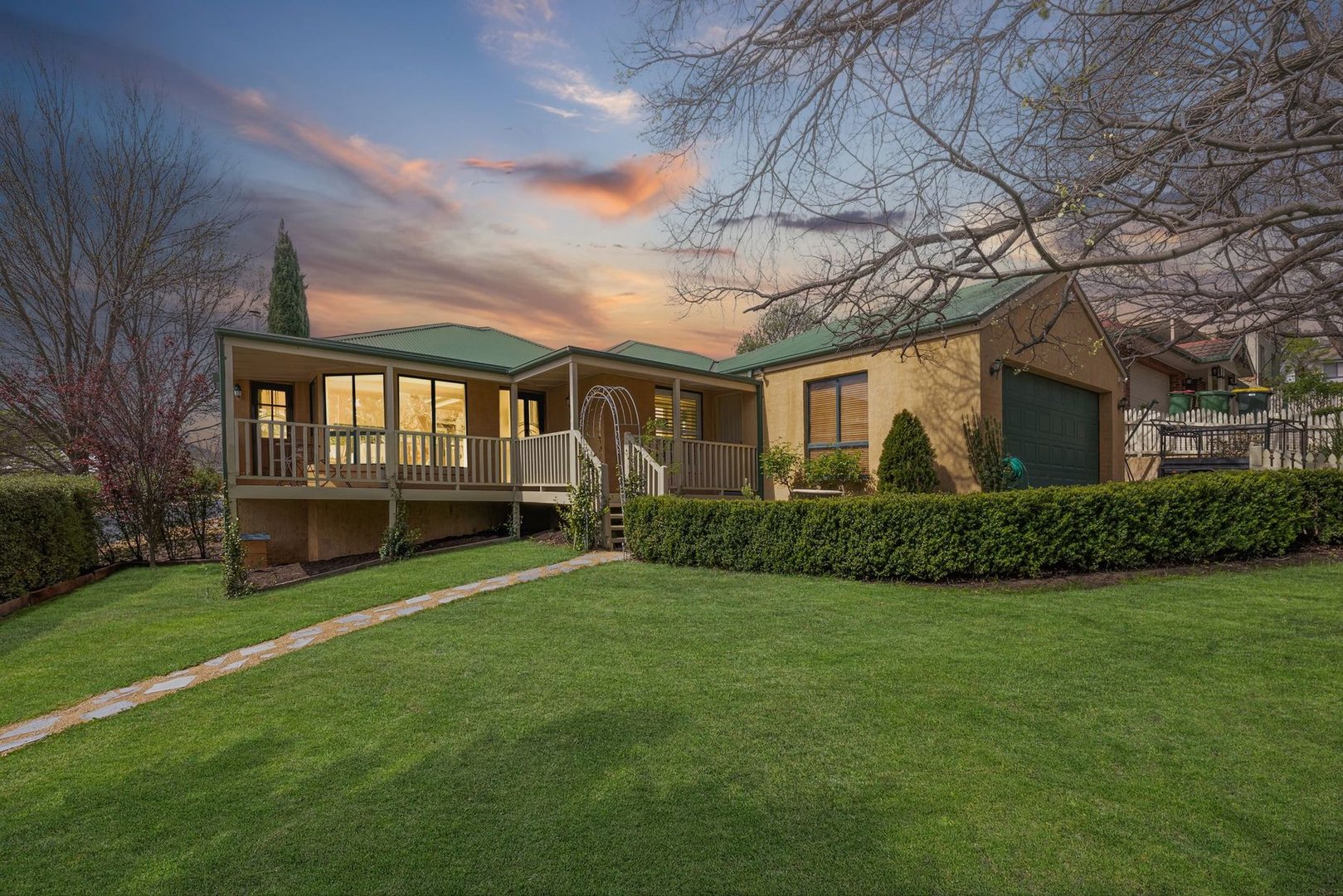 8 Sycamore Street, Jerrabomberra NSW 2619 | Allhomes