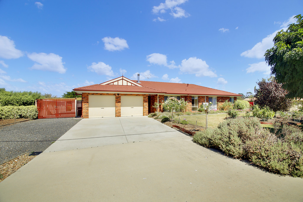 8 George Street, Collector NSW 2581 | Allhomes